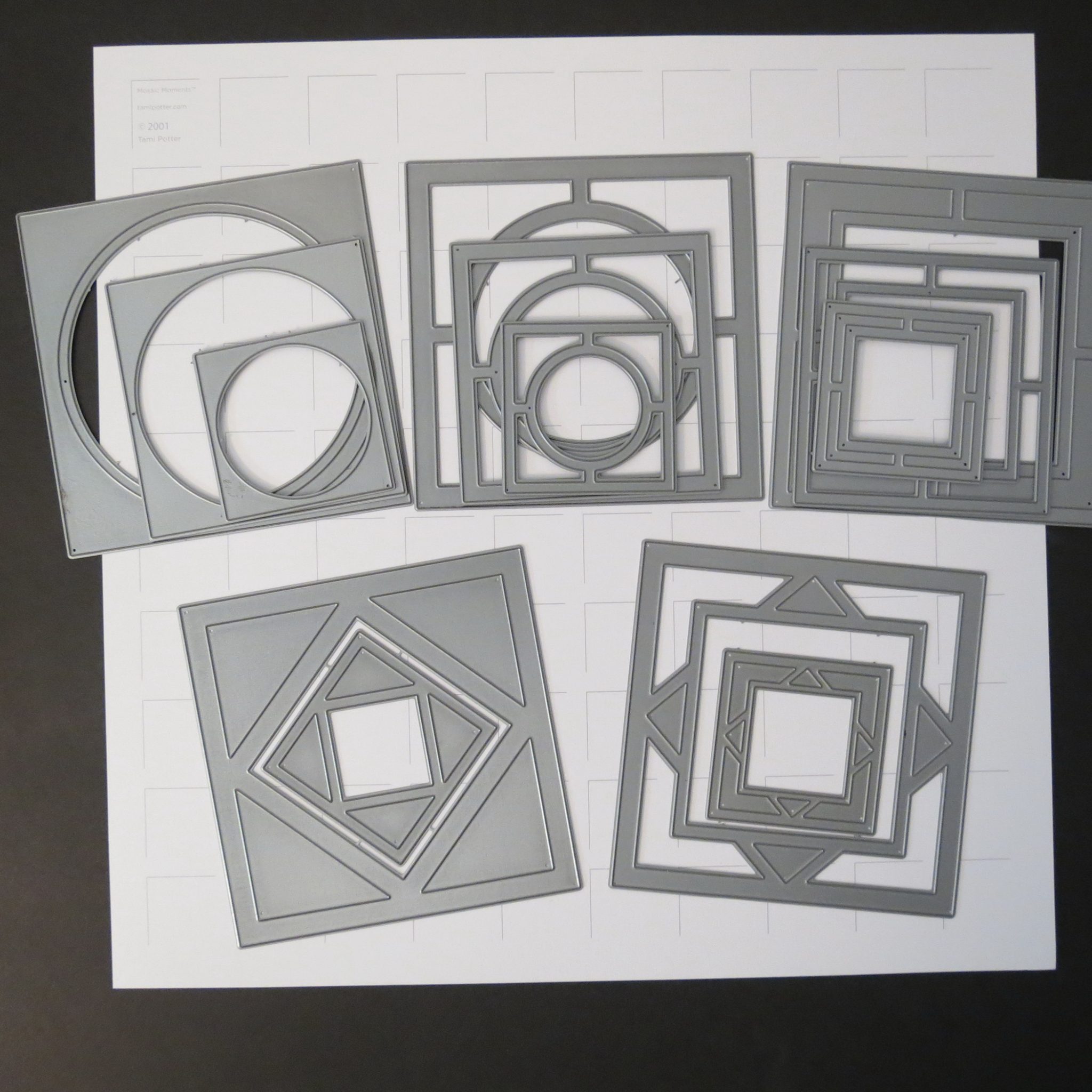 Focus on the Frame Dies - Mosaic Moments Page Layout System